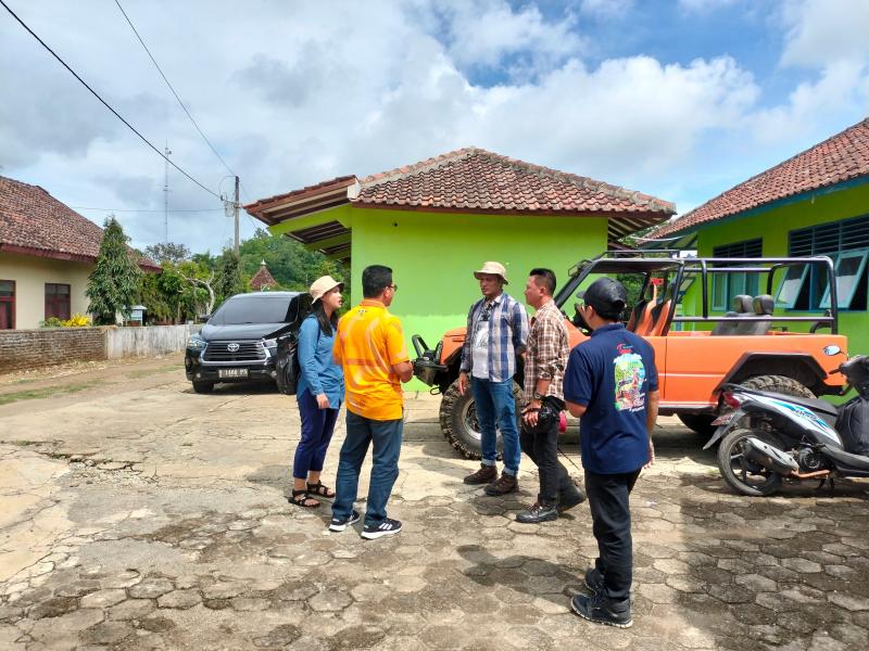 Transit di SLB Puspa Melati - Rombongan Siap Jelajah Desa Wisata